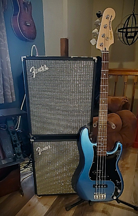 Fender/Squier P/J's. Let's see them! | TalkBass.com